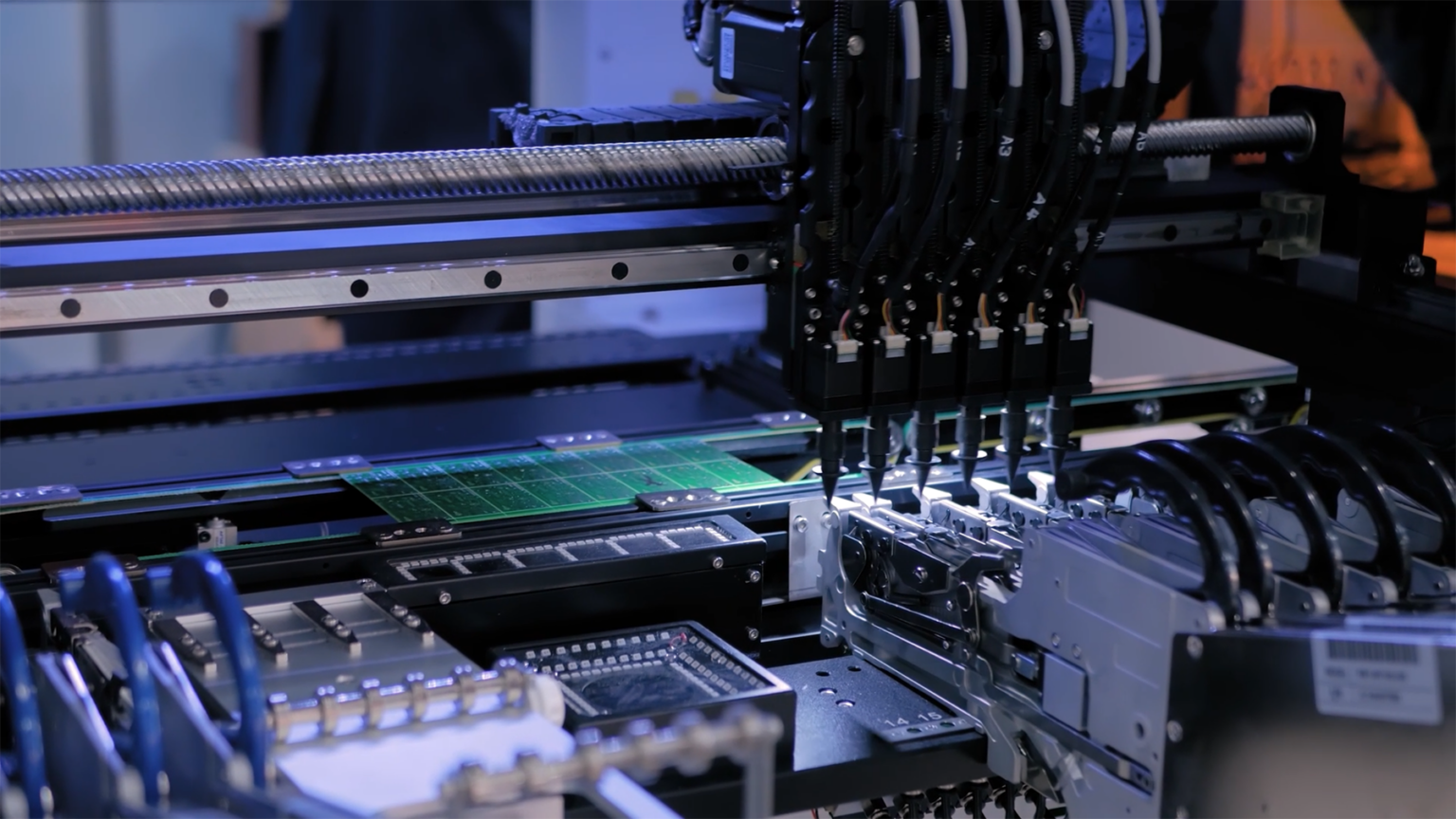 Delrin® übertrifft - Delrin